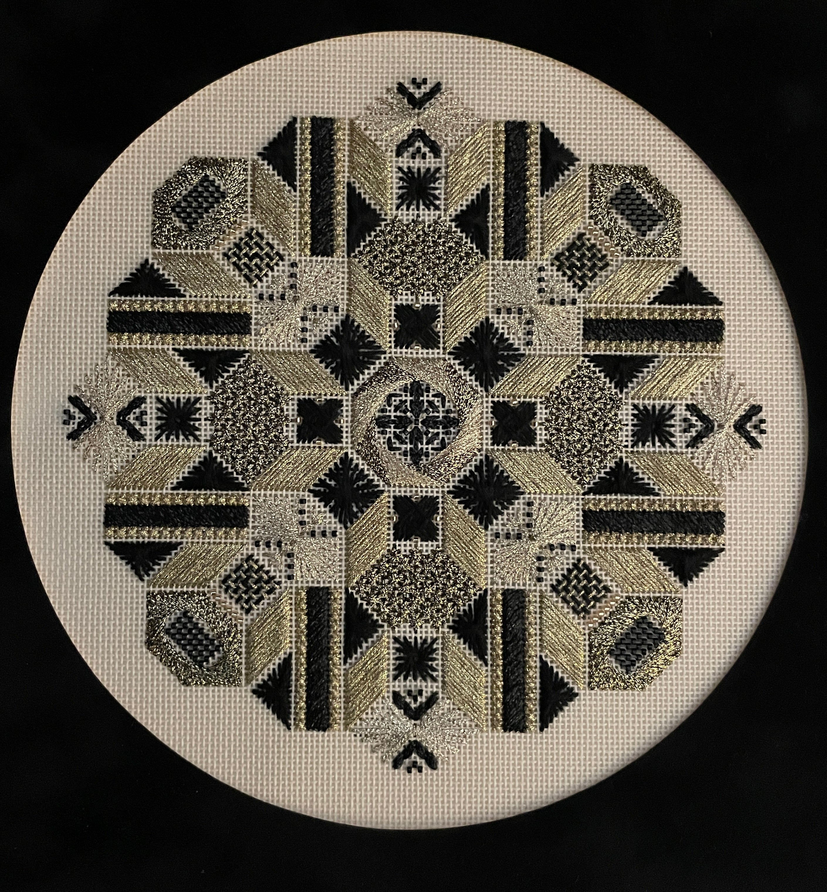 Gold 'n Ebony – Freda's Fancy Stitching